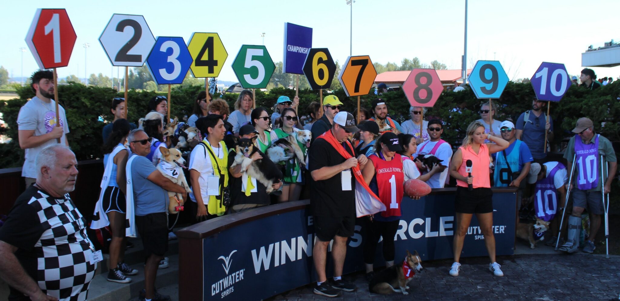 Emerald Downs: Corgi Madness! - Eli Sports Network