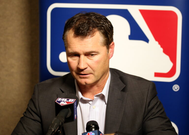 Baseball: Mariners Part Ways With Manager Scott Servais, Hire Dan ...
