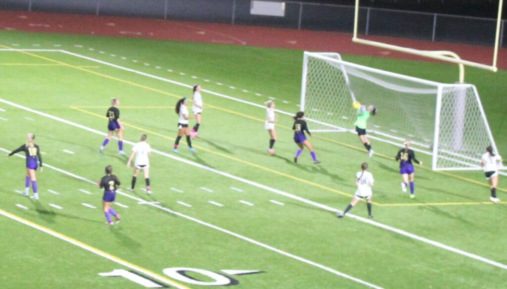 SPSL 4A HS Soccer: Puyallup edges Curtis; Olympia & Emerald Ridge draw ...