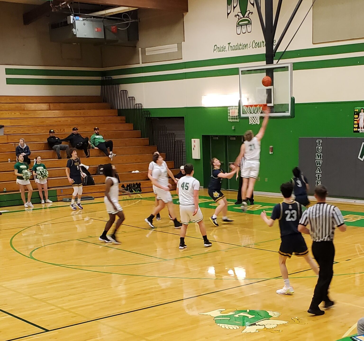 Boys Hoops: Tumwater's big 1st half too much for Aberdeen - Eli Sports ...