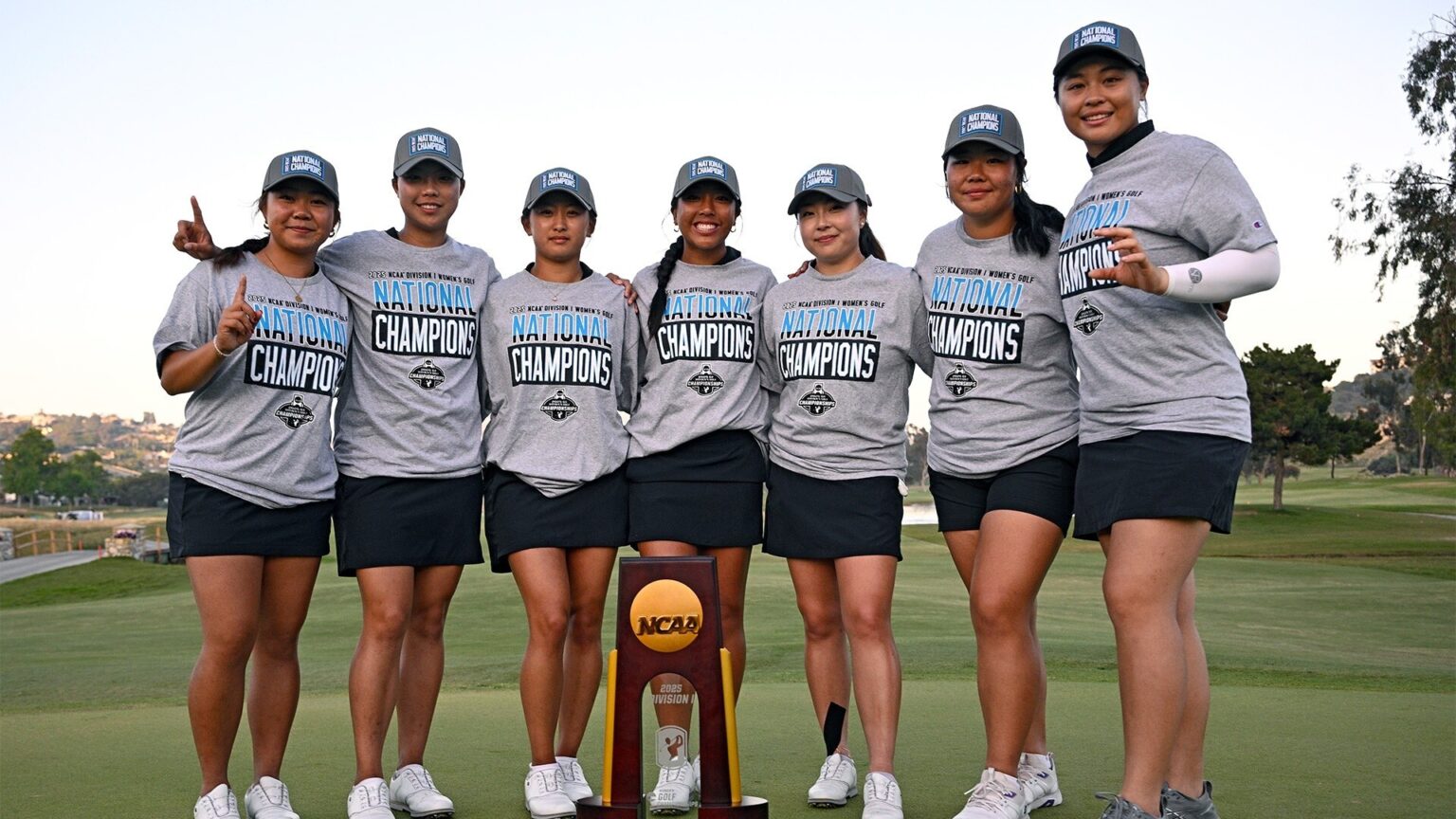 Golf: Seattle's Lauryn Nguyen Helps Lead Northwestern To National ...