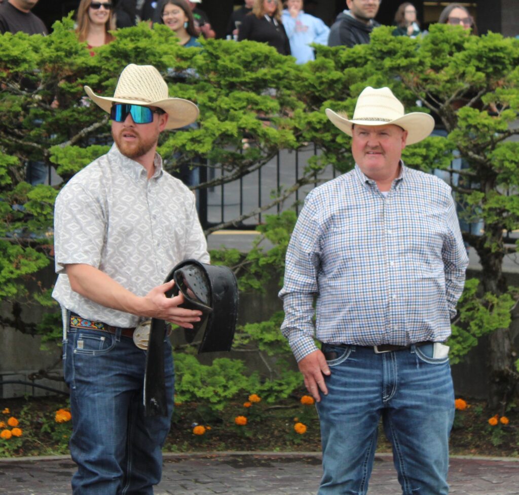 Emerald Downs: The Track Wire; news, notes and updated Stats and an ...