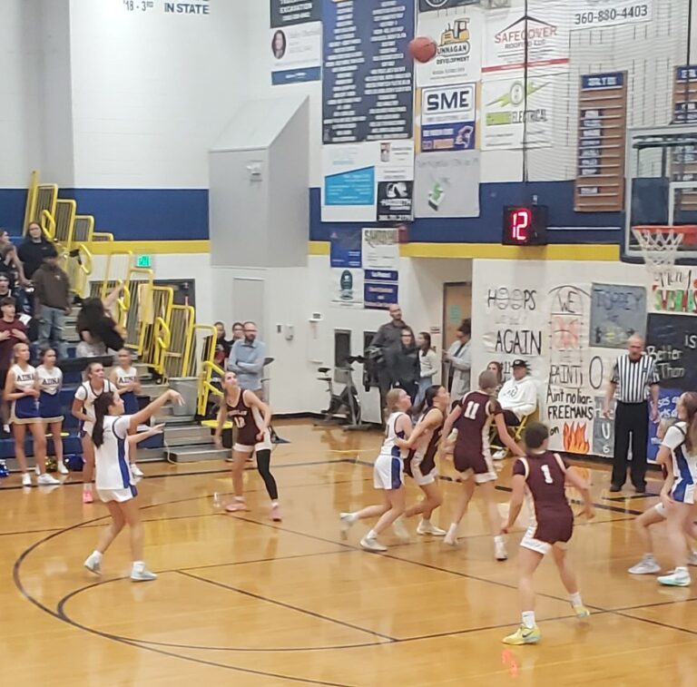 Girls Hoops: Adna's big 2nd half pulls away from Enumclaw - Eli Sports ...