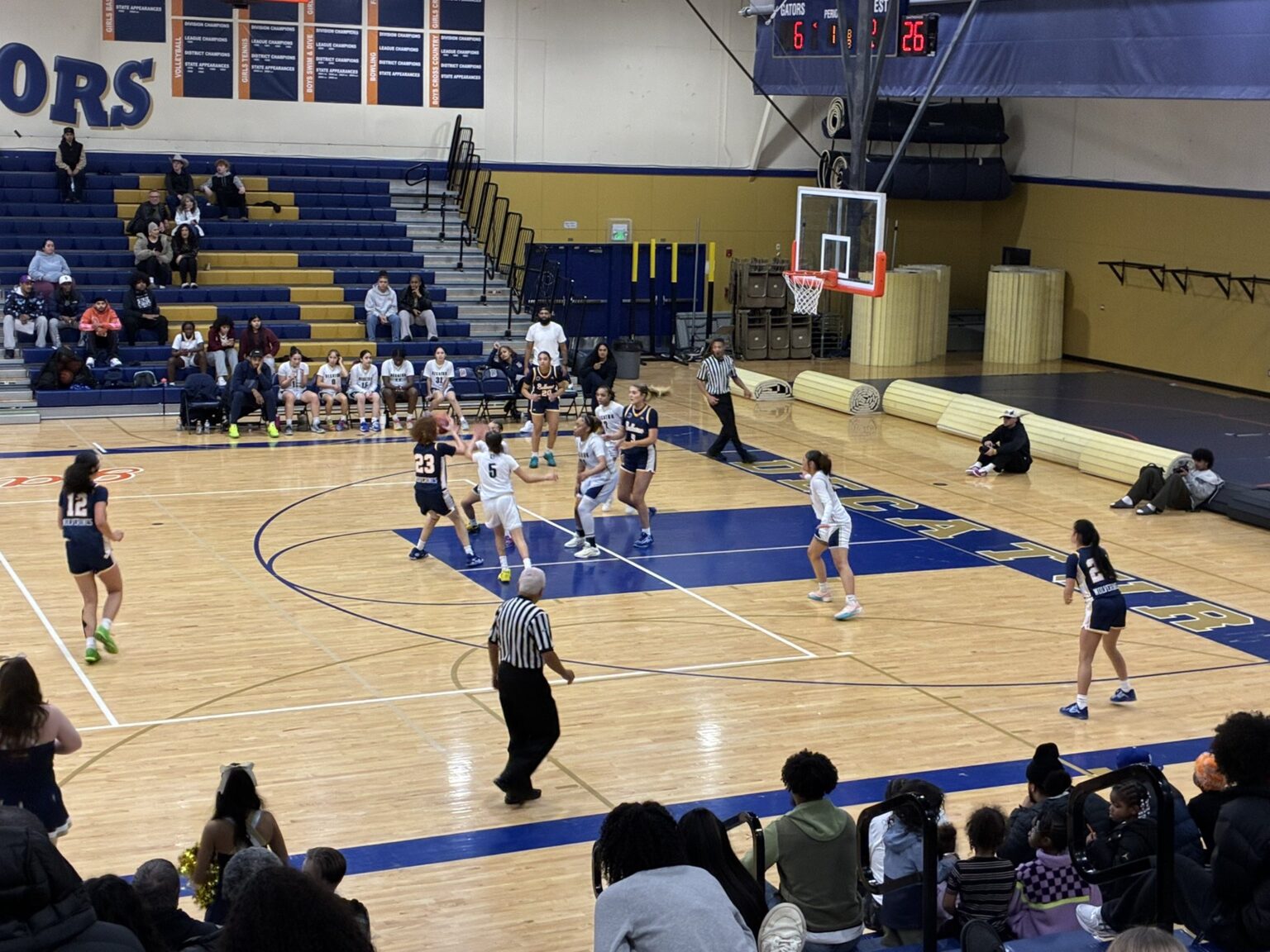 HS Girls Basketball: 3A #1 Bellevue Keeps Winning Ways Against Decatur ...