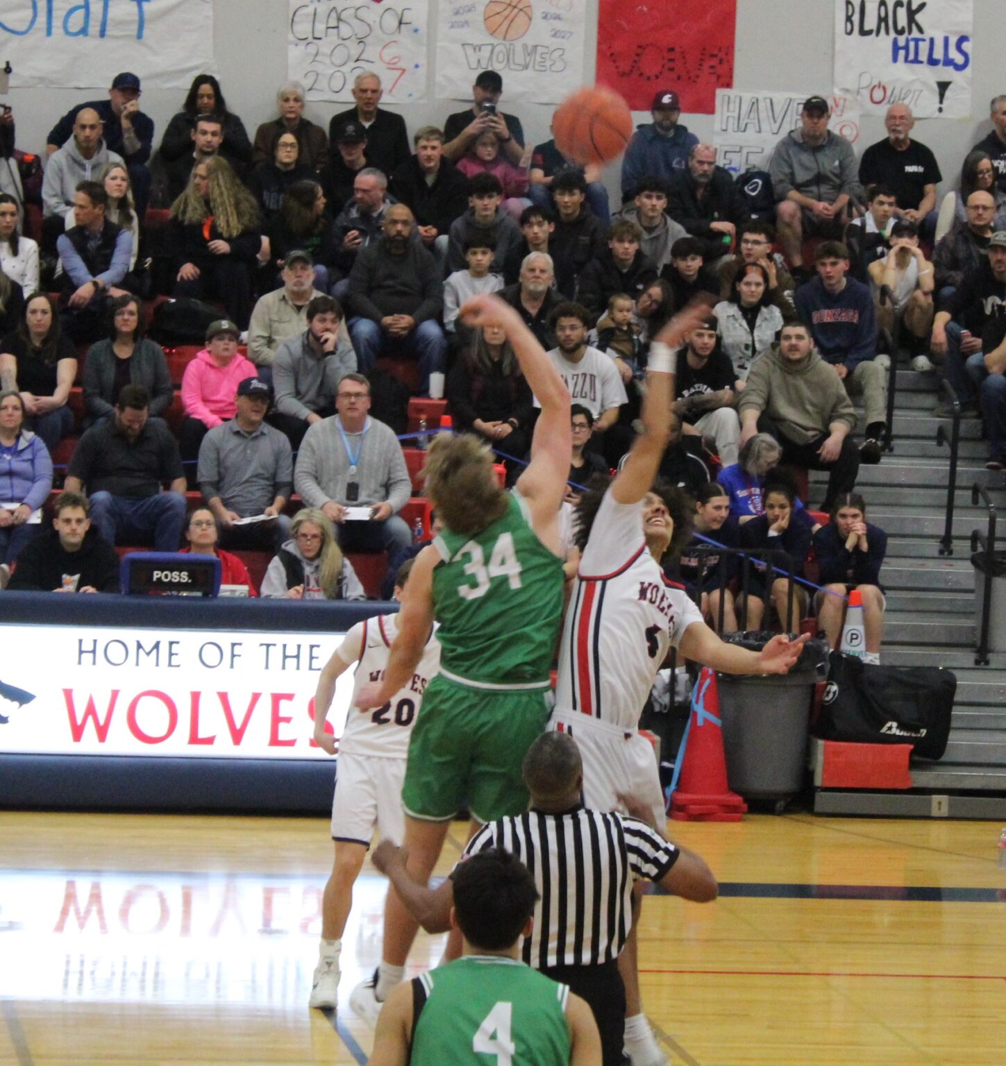 HS Hoops: Black Hills and Tumwater split double header; Wolves take the ...